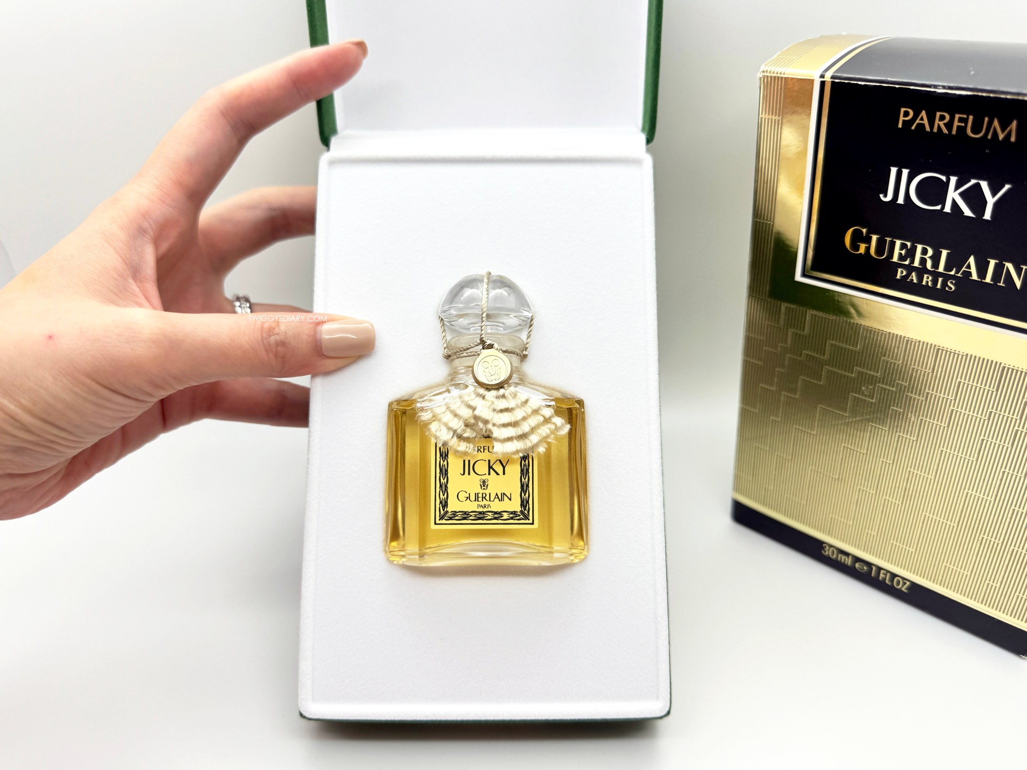 嬌蘭 Guerlain 姬琪香精 Jicky Parfum（復古Vintage） – Twiggy的香水日記